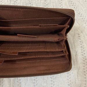 Rosetti | Bags | Vintage Rossetti Brown Genuine Leather Zippy Long ...
